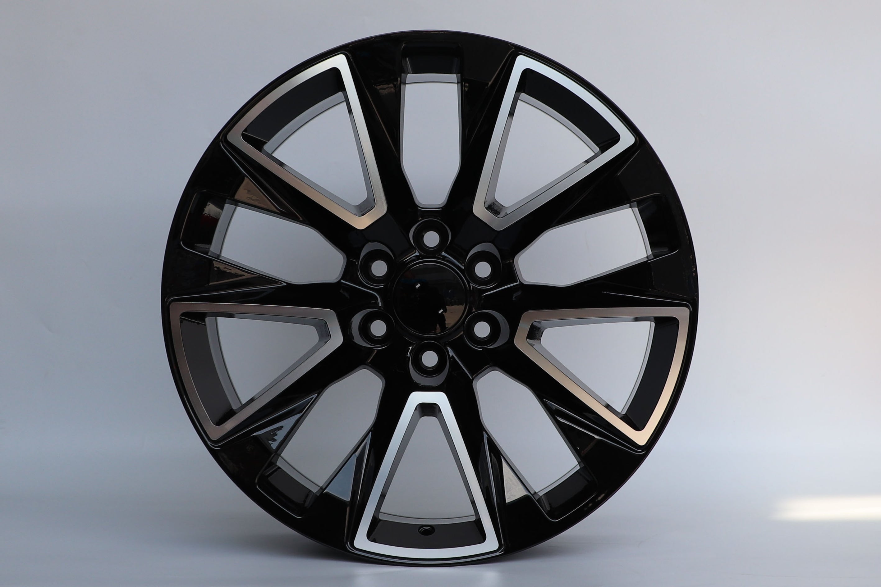 22" Z71 Style Wheels for Chevy Tahoe Suburban Z71 | WheeloutletNJ